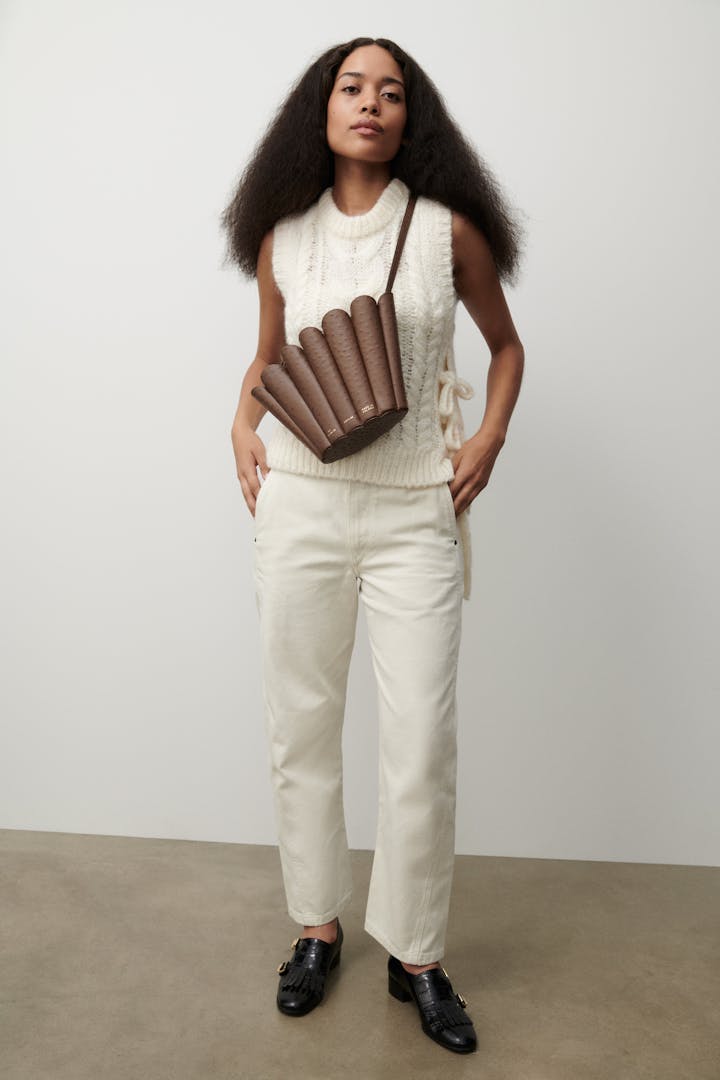 Small Shell Bag “brown ostrich” - Chylak