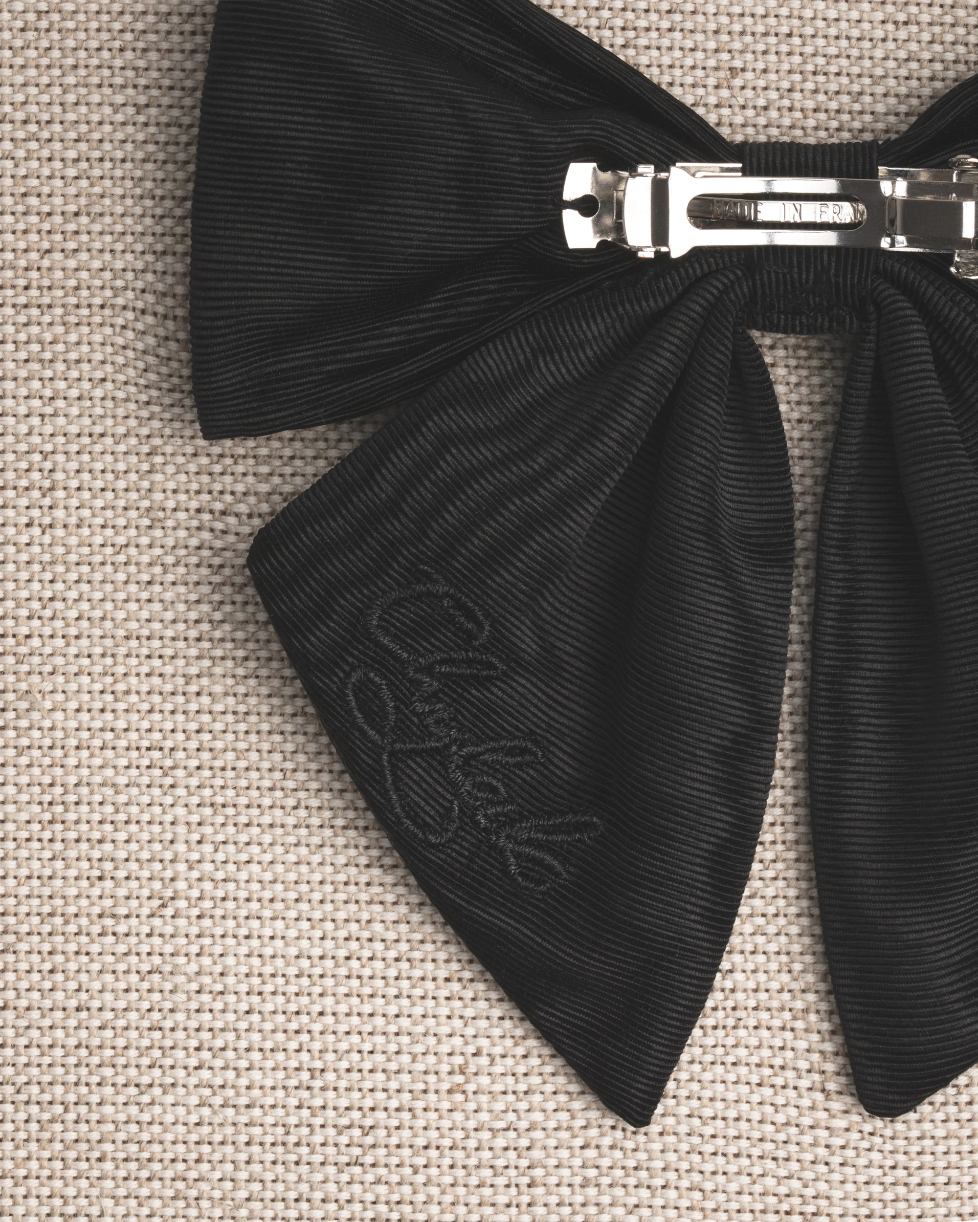 Black Mini Bow with Pearls - Chylak