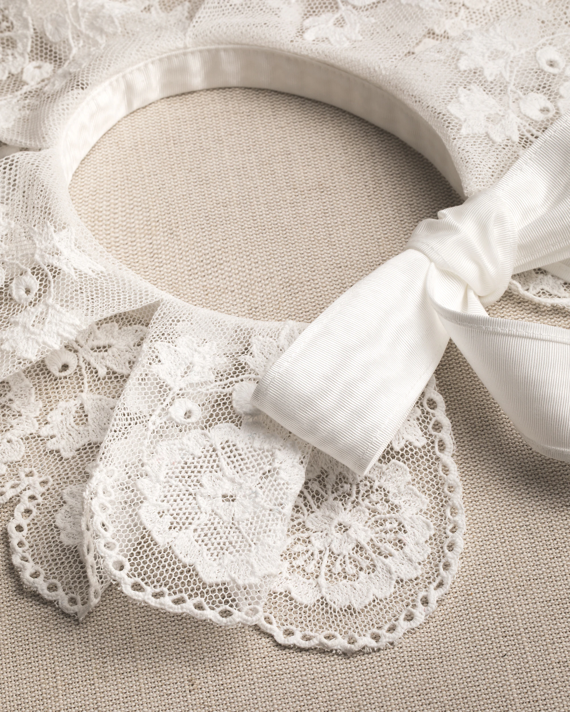 Ruff Collar - Chylak