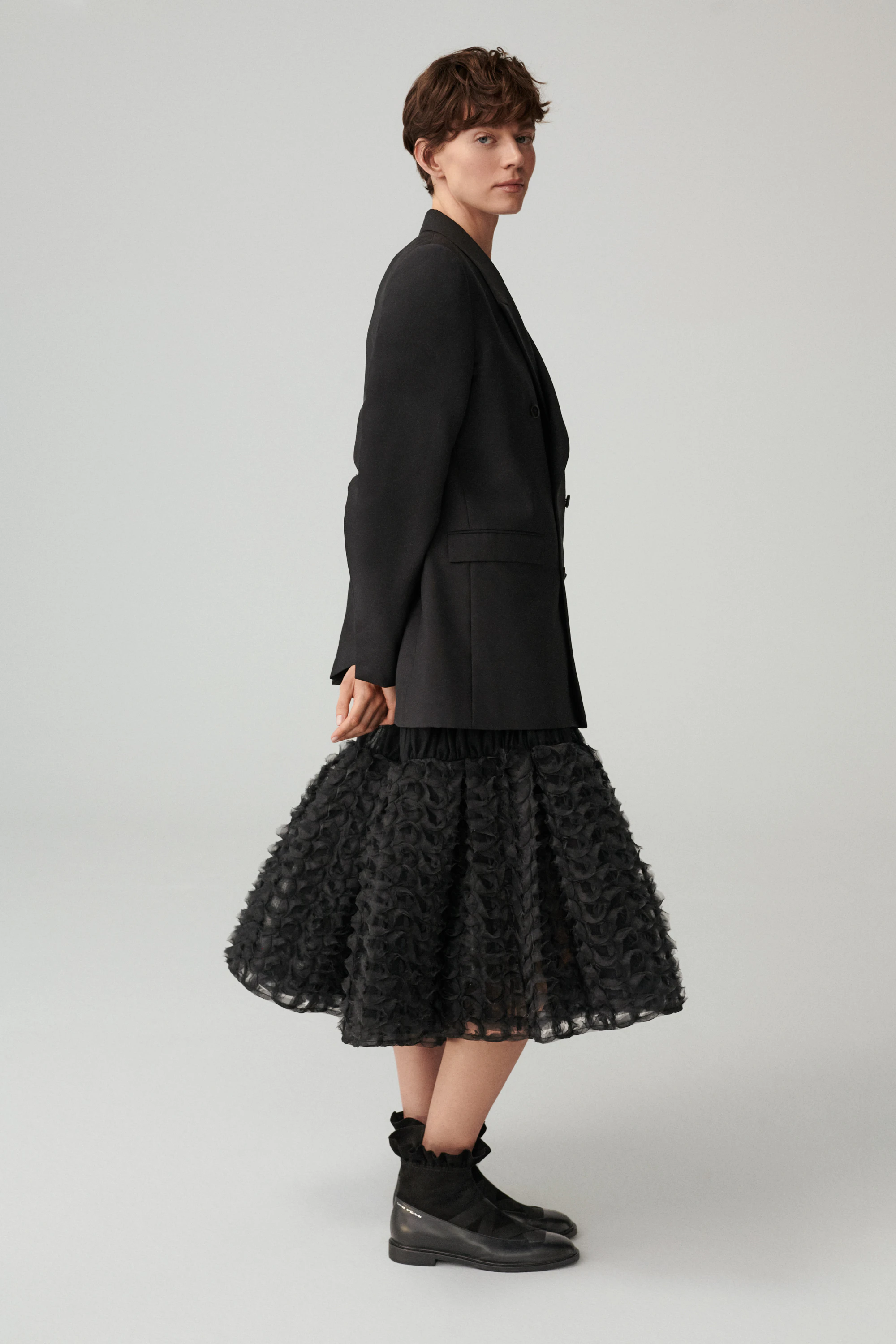 Booties with Ruffle - Chylak