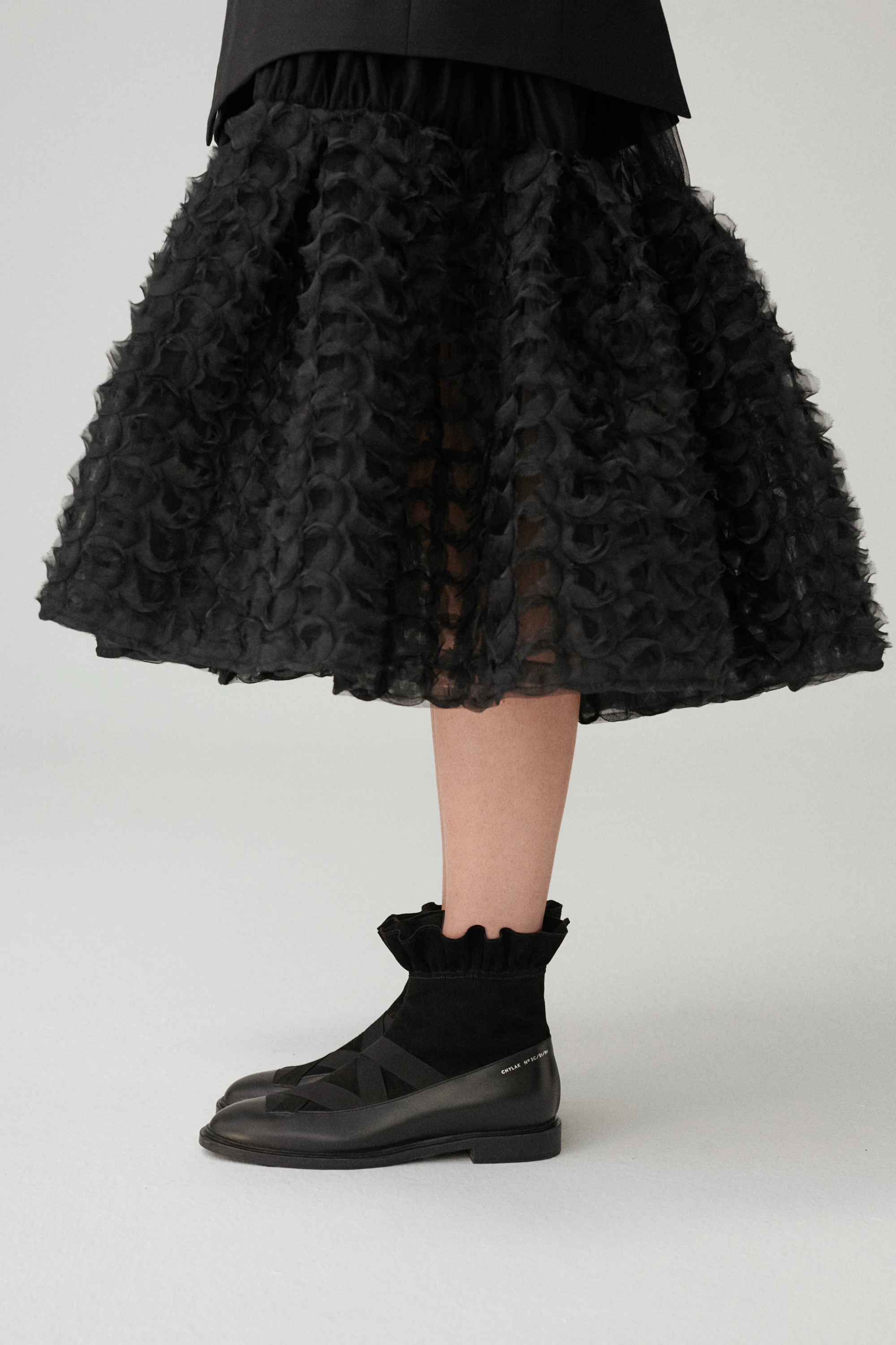 Booties with Ruffle - Chylak