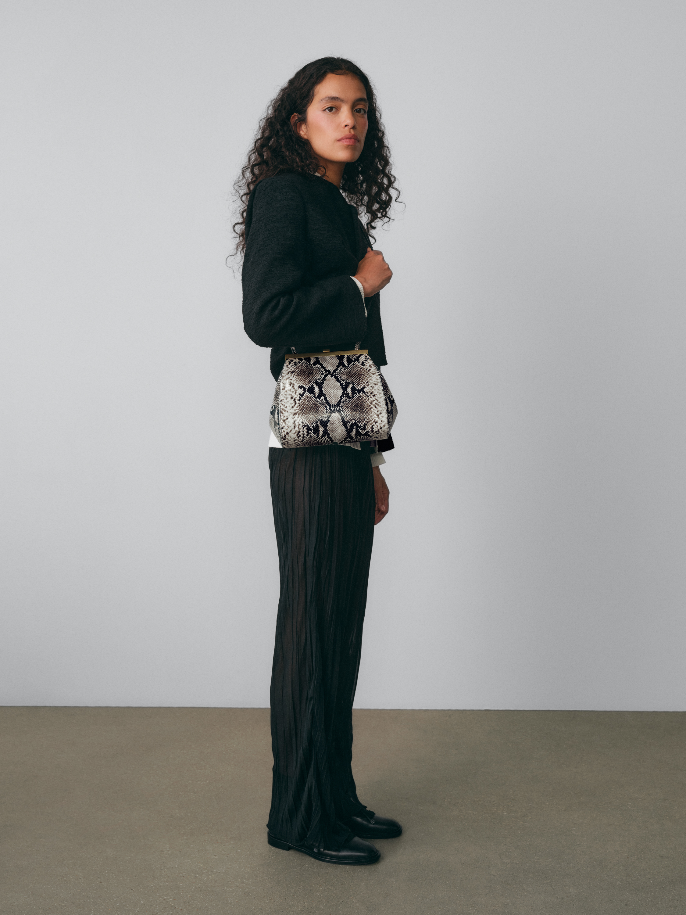 Duża Torebka z Ramką „czarno-biały pyton” - Chylak